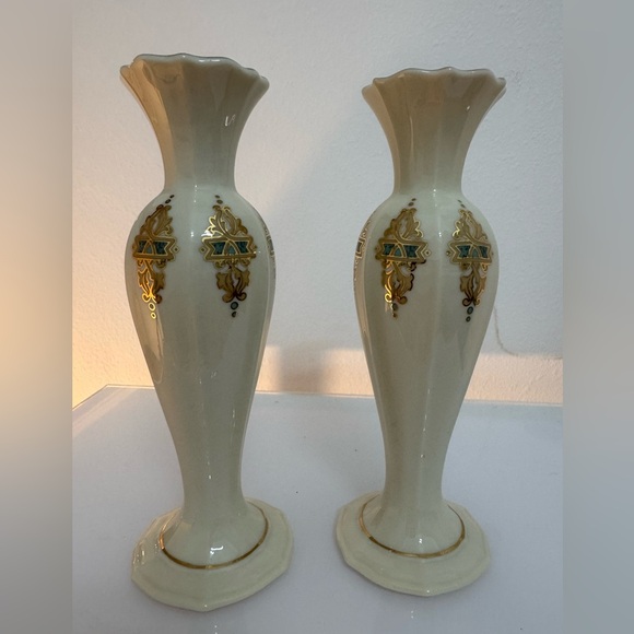 Lenox | Accents | Vintage Lenox Ivory Bone China Vases Pair 8 Gold Gilt ...